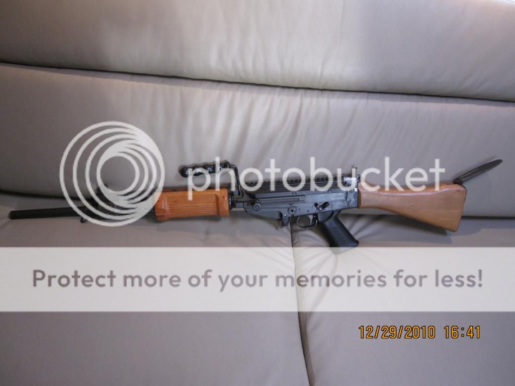 SOLD -- Concept Race Pistol -- IZZY FAL -- UZI Pistol - Calguns.net