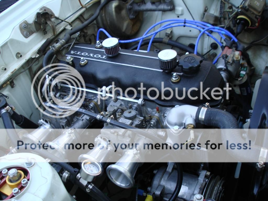 RA29 with 20R. Side draft carbs wit A/C - 1stGenCelica.com